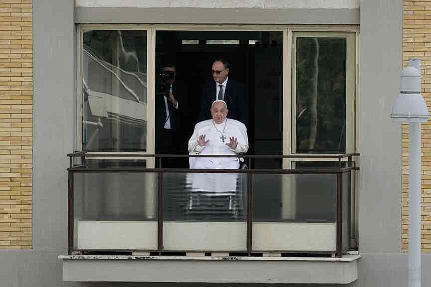 Frail Pope Francis back home after hospital stay | Hot Springs Sentinel ...