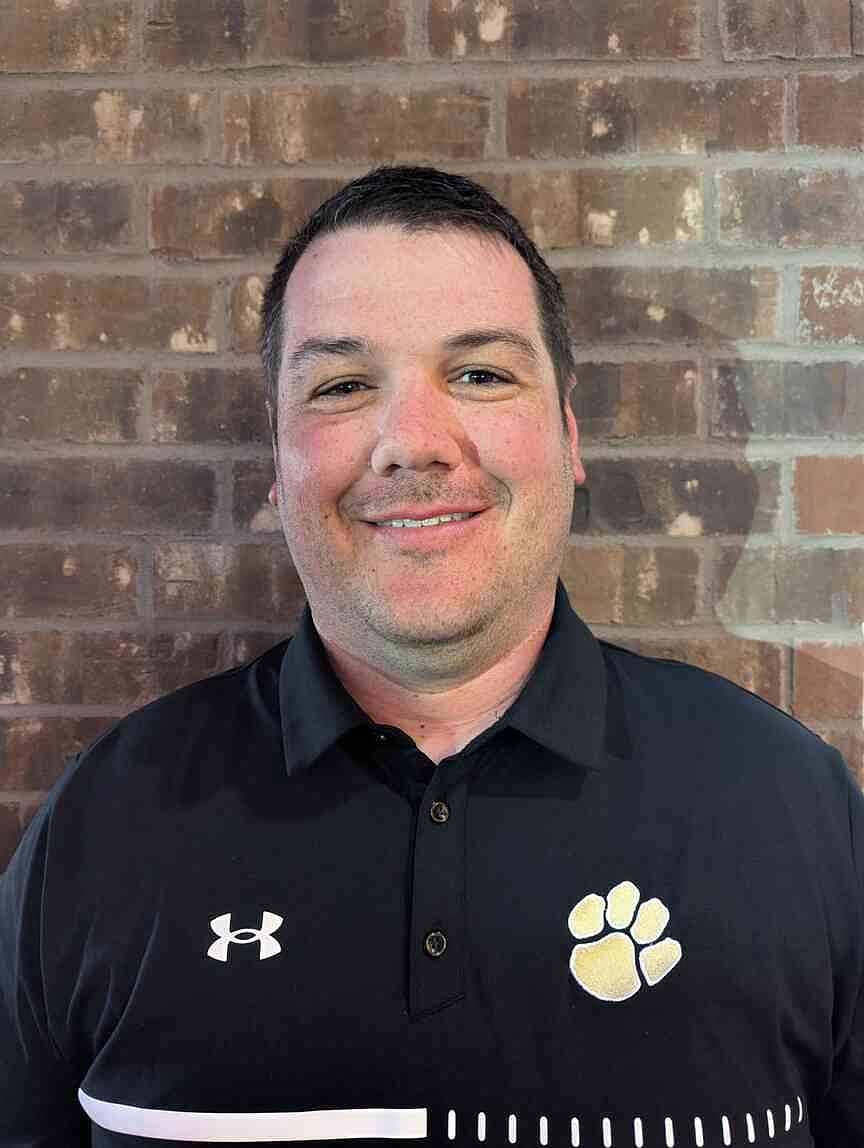West Fork chooses former Gravette assistant McKinzie to head football ...