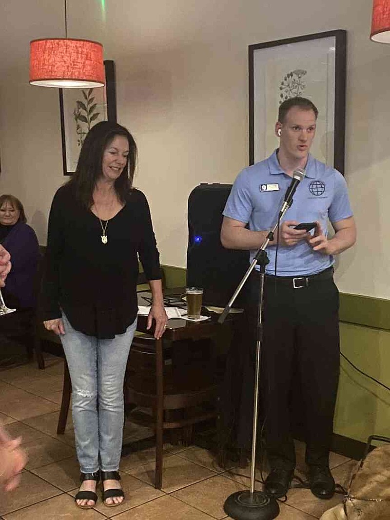 Dining in the Dark lets patrons support services for the blind | The ...