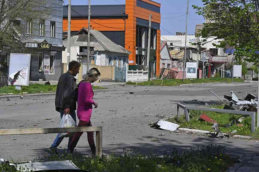 Trump: Zelenskyy is prolonging war in Ukraine by resisting calls to ...