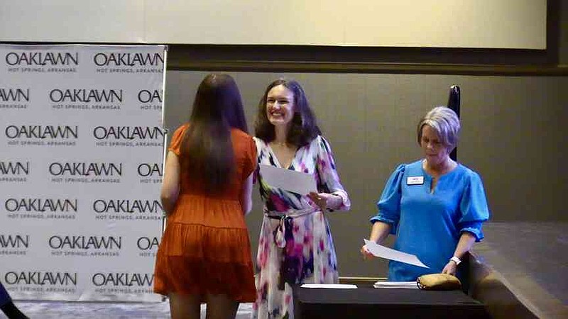 WATCH | ‘$383K and 125 dreams’: Oaklawn Foundation empowers students ...