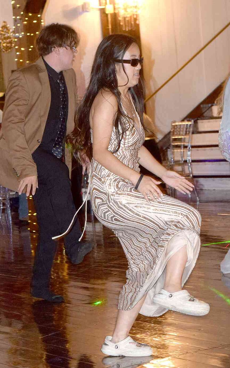 Night of enchanted dreams as local high school celebrates prom ...