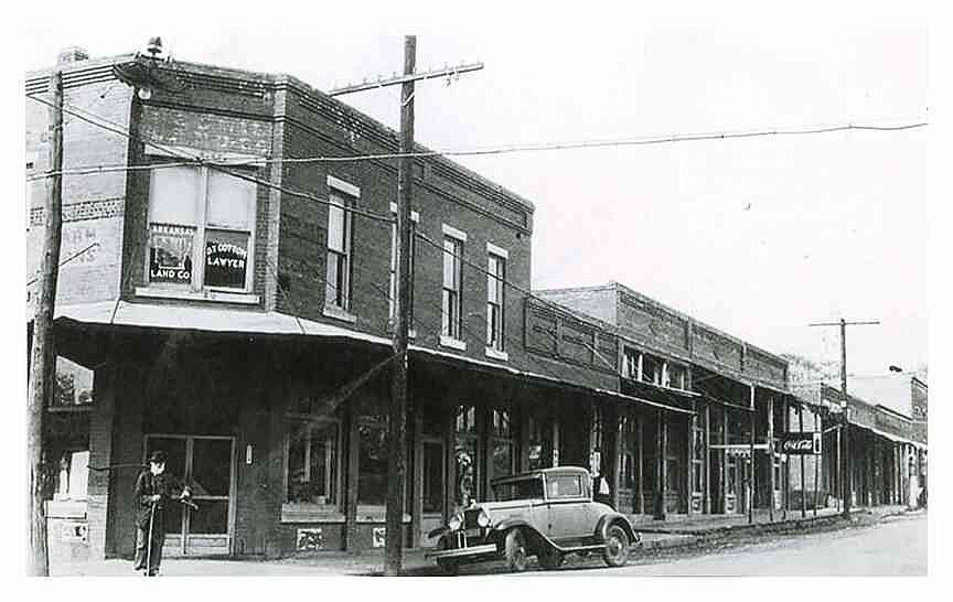 Arkansas Postcard Past: Leslie, circa 1930 | The Arkansas Democrat ...