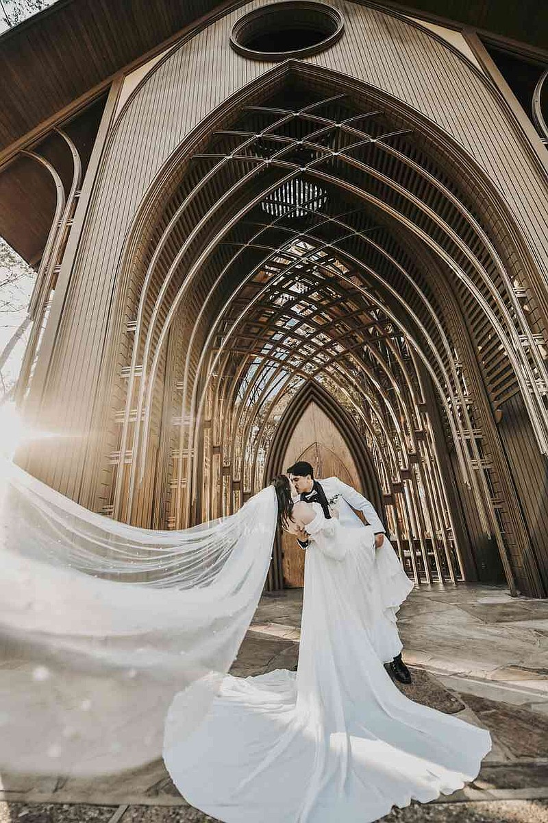 How to make wedding memories with late and surly photographers | The ...