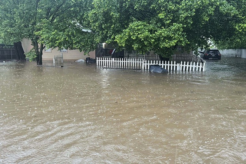 2 dead as slow-moving storms flood roads across Oklahoma and Texas | El ...