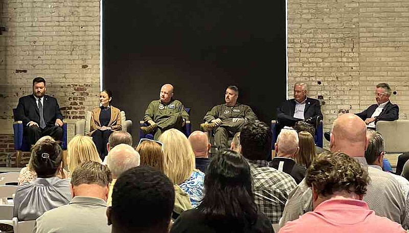 Panel discusses F-35 mission in Fort Smith at Ebbing Air National Guard ...