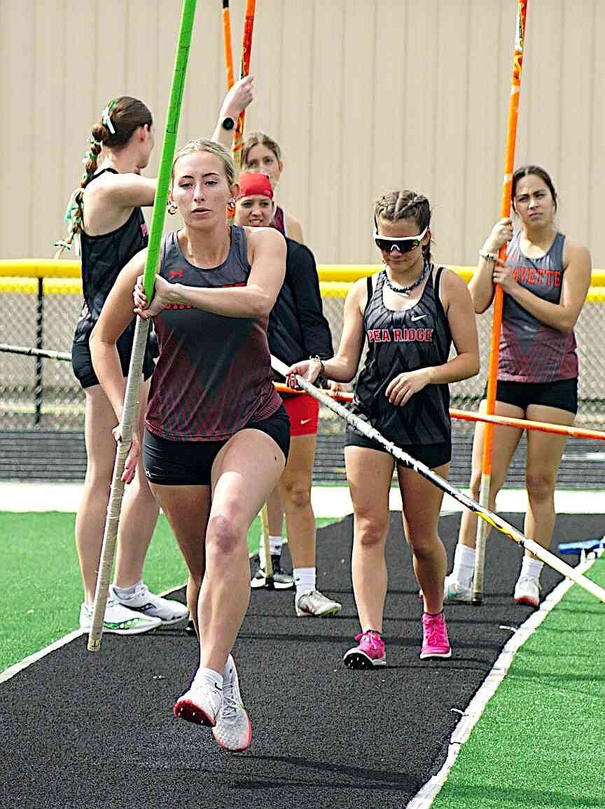Gravette, Gentry compete in district track meet last week | Westside ...