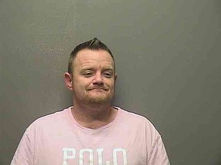 Benton felon with multiple prior convictions allegedly sprays Hot ...