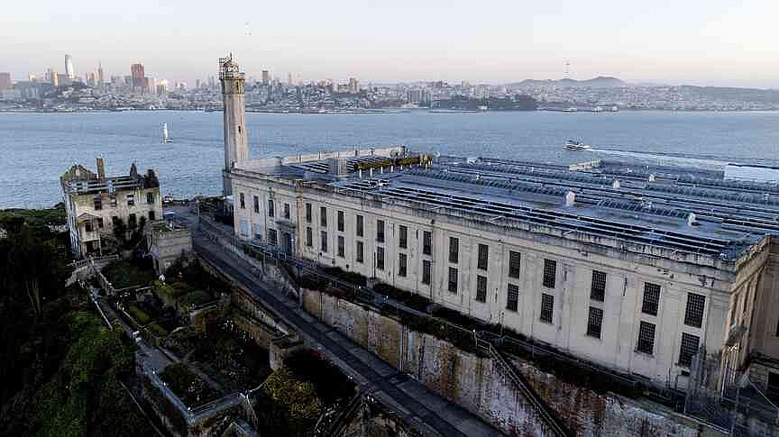 Reopening Alcatraz joins list of problems facing Federal Bureau of ...