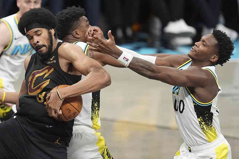 Cavs flex muscles with entire roster | The Arkansas Democrat-Gazette ...