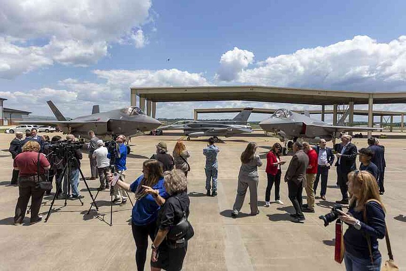 Military and civilian officials celebrate graduation of first pilots from F-35 international ...