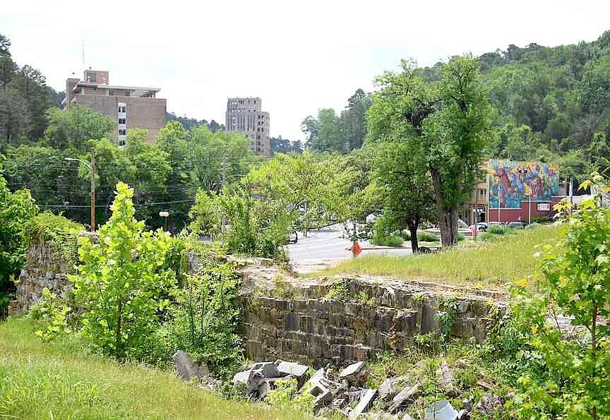 Majestic redevelopment prospect meets local leaders | Hot Springs ...