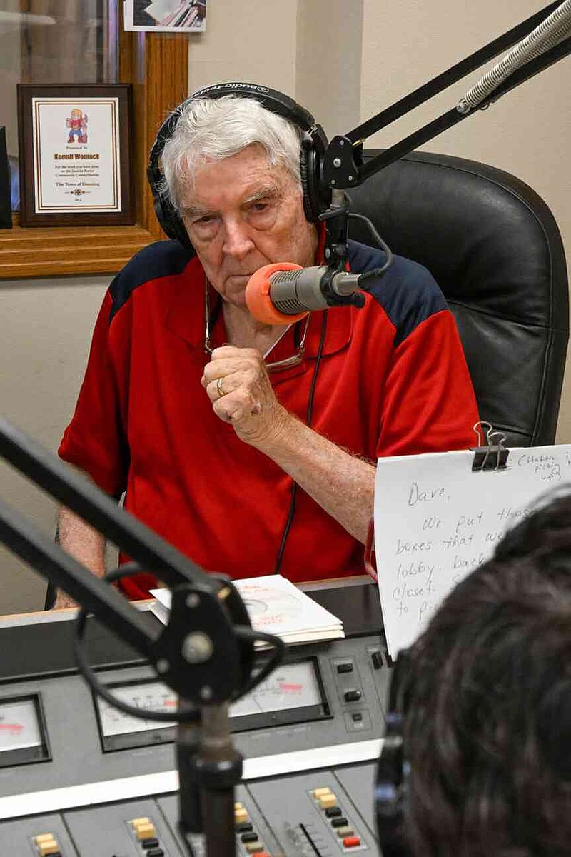 Barclay, Womack to be enshrined into Arkansas Sportscasters and ...