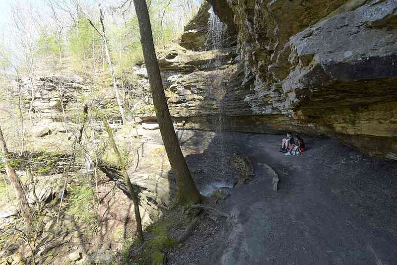 Devil’s Den waterfalls let hikers behind the scene | The McDonald ...