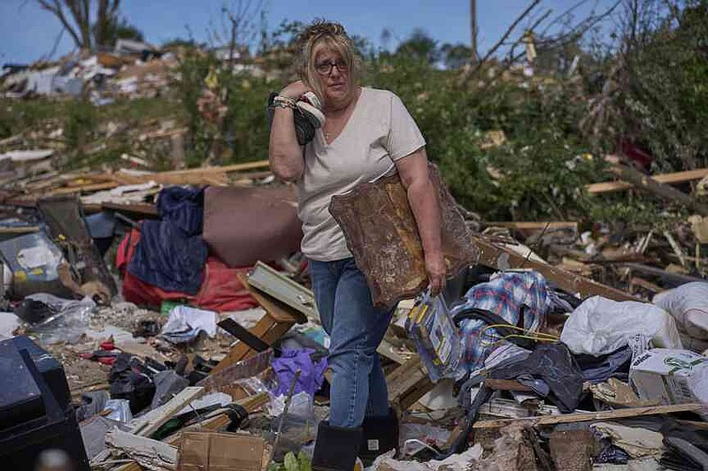 Residents dig out from tornado damage after storms kill 28 | Jefferson ...