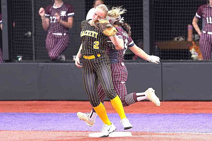 Hackett falls to Riverside 1-0 for 2A softball title | River Valley ...