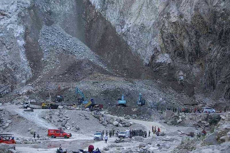 Quarry collapses in Indonesia, killing 10 | Northwest Arkansas Democrat ...