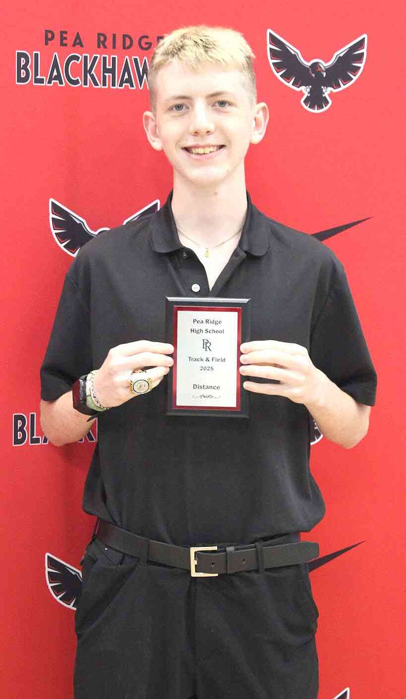 Track Hawks excel despite challenges | Pea Ridge Times