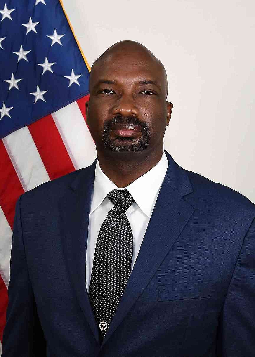 HS native named Senior Civilian of the Quarter in Naval unit | Hot ...