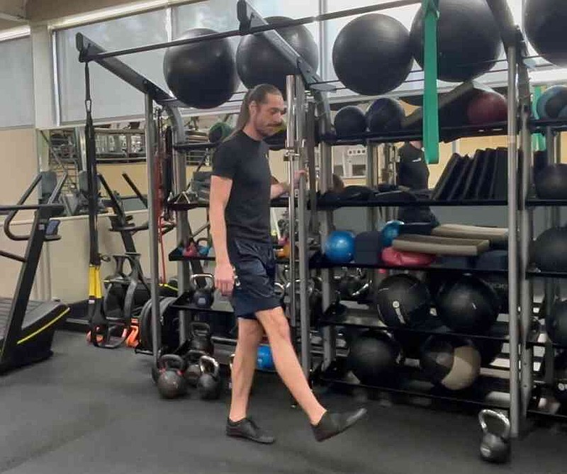 MASTER CLASS: Revisit the Barre craze for leg strength, core stability and postural control ...