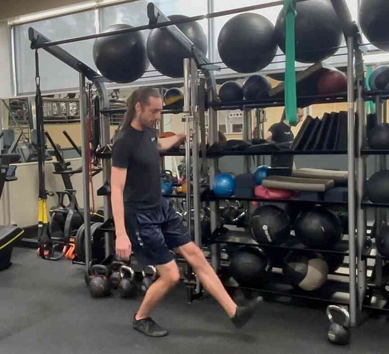 MASTER CLASS: Revisit the Barre craze for leg strength, core stability ...