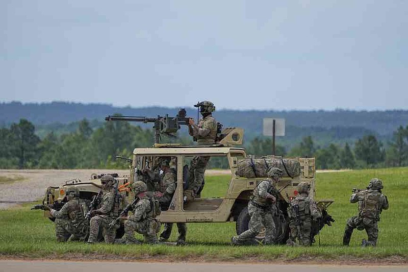 Trump watches Army displays | The Arkansas Democrat-Gazette - Arkansas ...