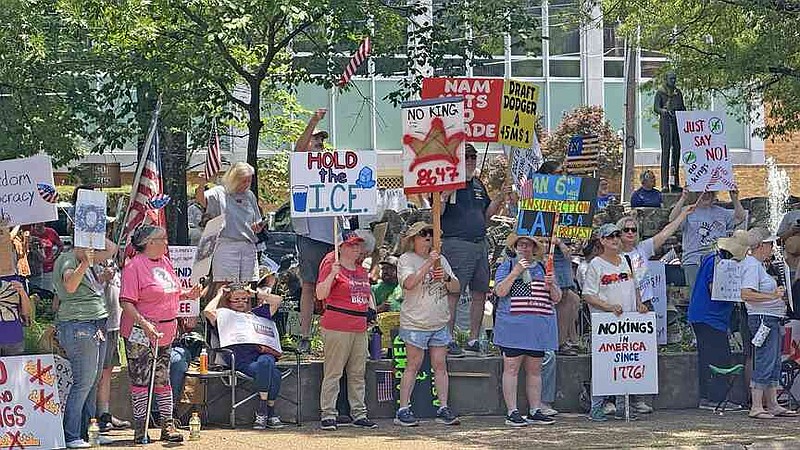 WATCH | Hot Springs ‘No Kings’ rally draws 500+ protesters, counter ...