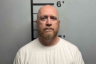 Benton County jailer accused of sexual assault involving inmate | The ...