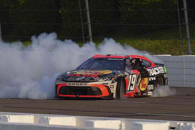 Briscoe survives, denies Hamlin of 8th Pocono win | Northwest Arkansas ...