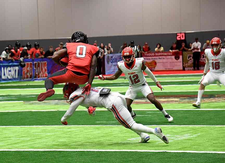 WATCH | Lunkers top Wiseguys with pair of late touchdowns | Hot Springs ...