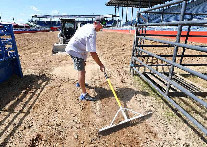 PHOTOS: Ready to rodeo in Springdale | Northwest Arkansas Democrat-Gazette