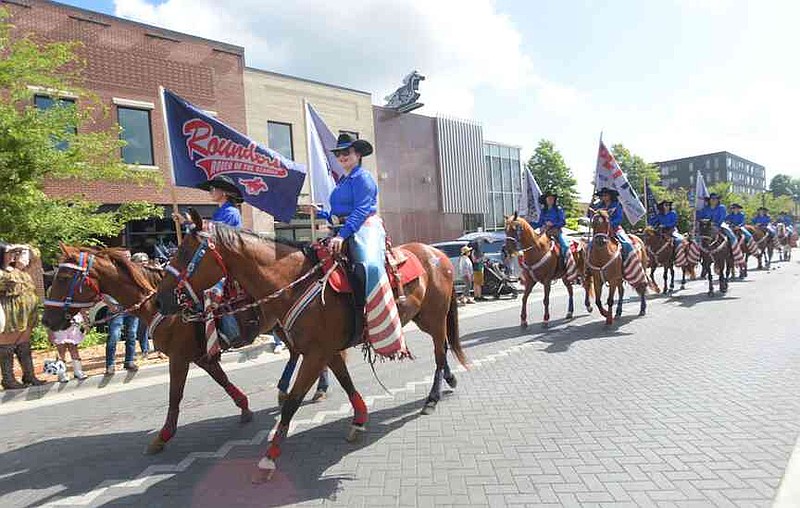 PHOTOS: Rodeo of the Ozarks kicks off in Springdale | Northwest ...