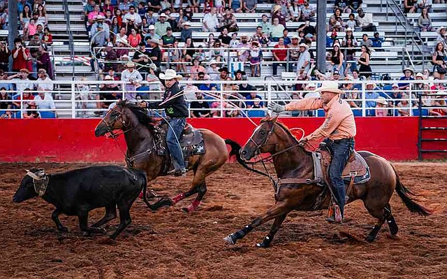 Rodeo siblings Stetson and Ryder Wright wow large crowd at 81st Rodeo ...