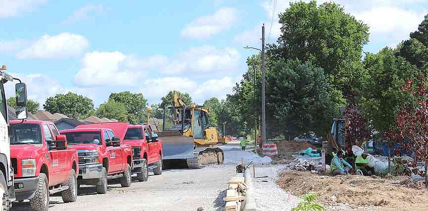 Construction continues | Pea Ridge Times
