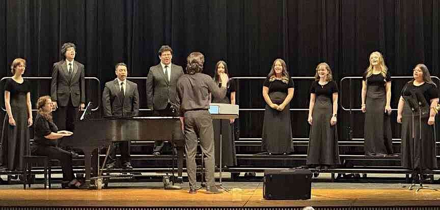 Cue the applause: Gentry’s arts programs deliver a show-stopping year ...