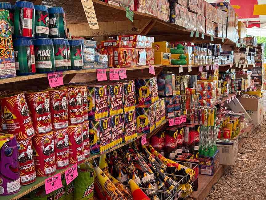 WATCH | Local fireworks stands prepare for Fourth of July rush | Hot ...