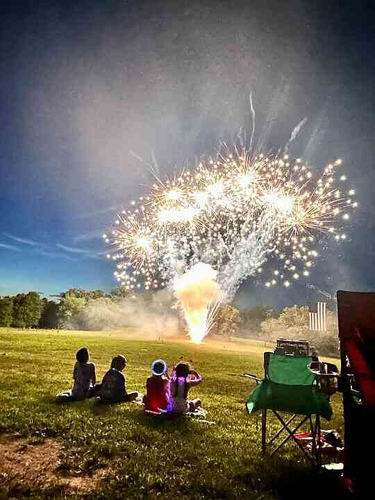 Sixth annual Royal Blast fireworks show gets underway tonight | Hot ...