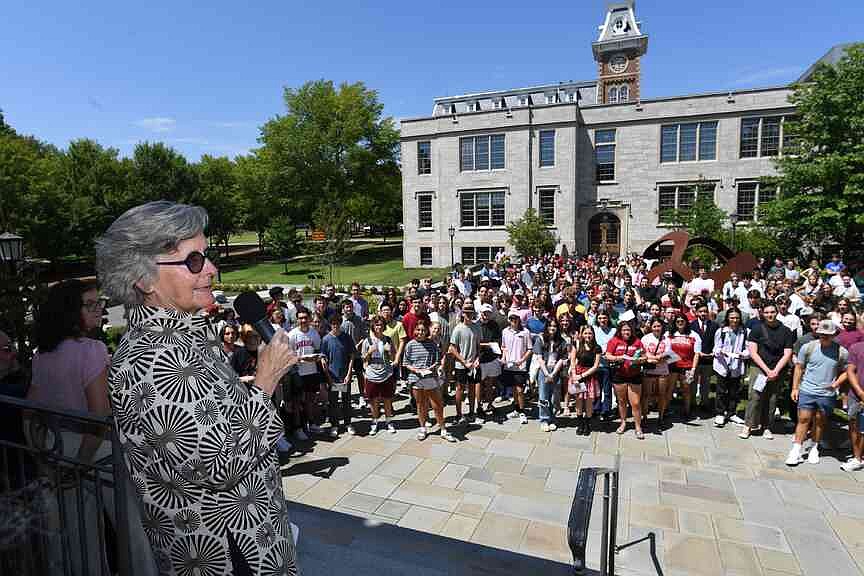 Six local students receive University of Arkansas Honors College ...
