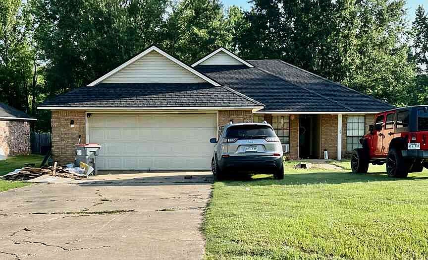 1 dead after shooting at Lavaca home; police interviewing person of ...