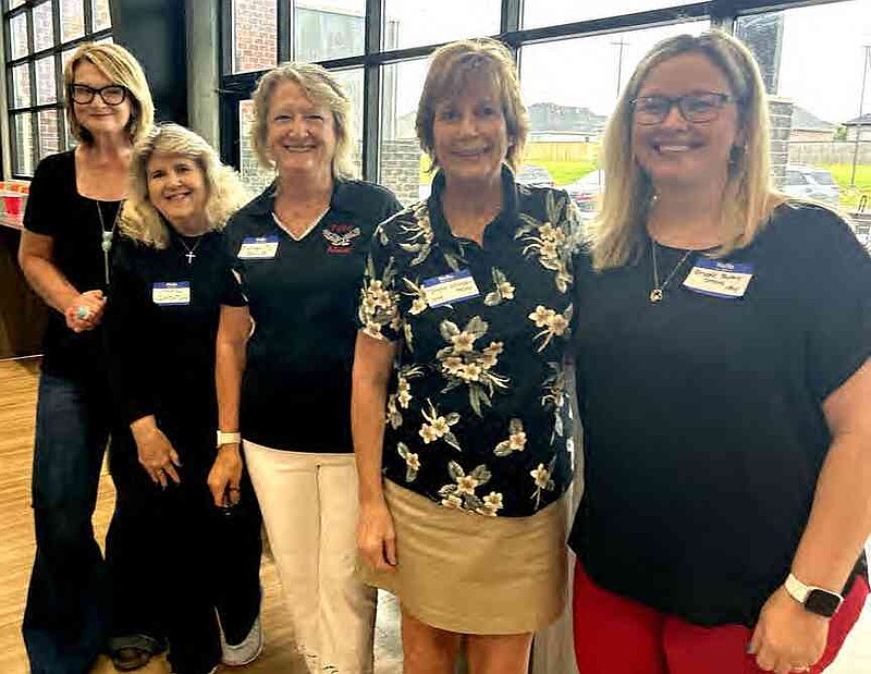 School Alumni reunion well attended | Pea Ridge Times