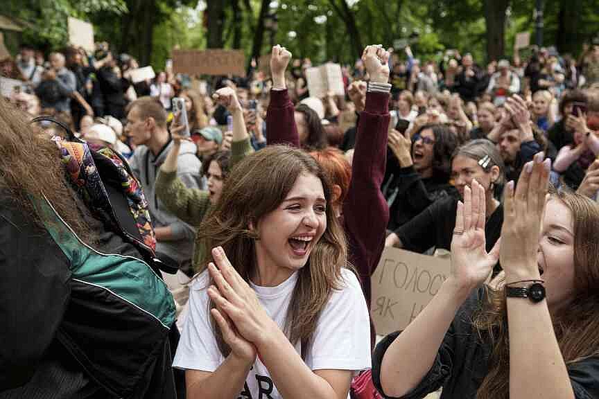 Ukraine restores watchdog autonomy | Northwest Arkansas Democrat-Gazette