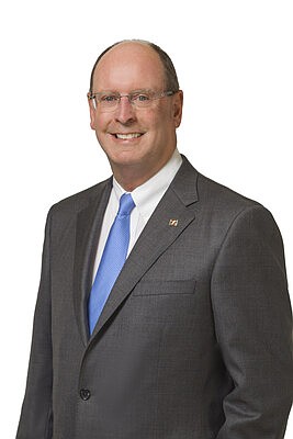 Makris reflects on time at bank | Pine Bluff Commercial News