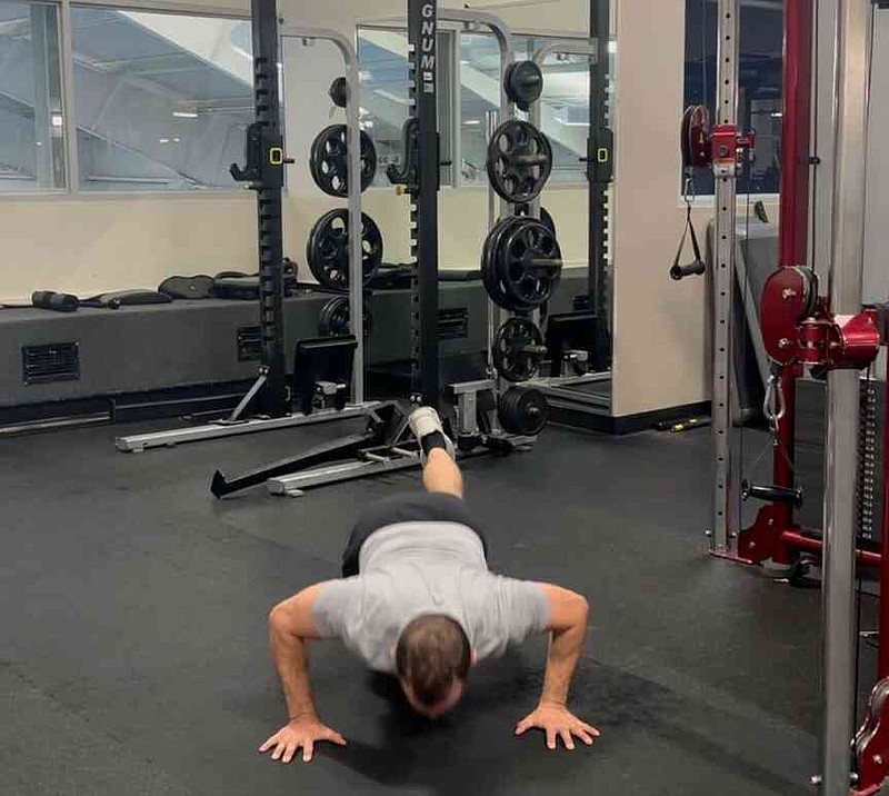 MASTER CLASS: Single Leg Burpee a perfect addition to your fall workout ...