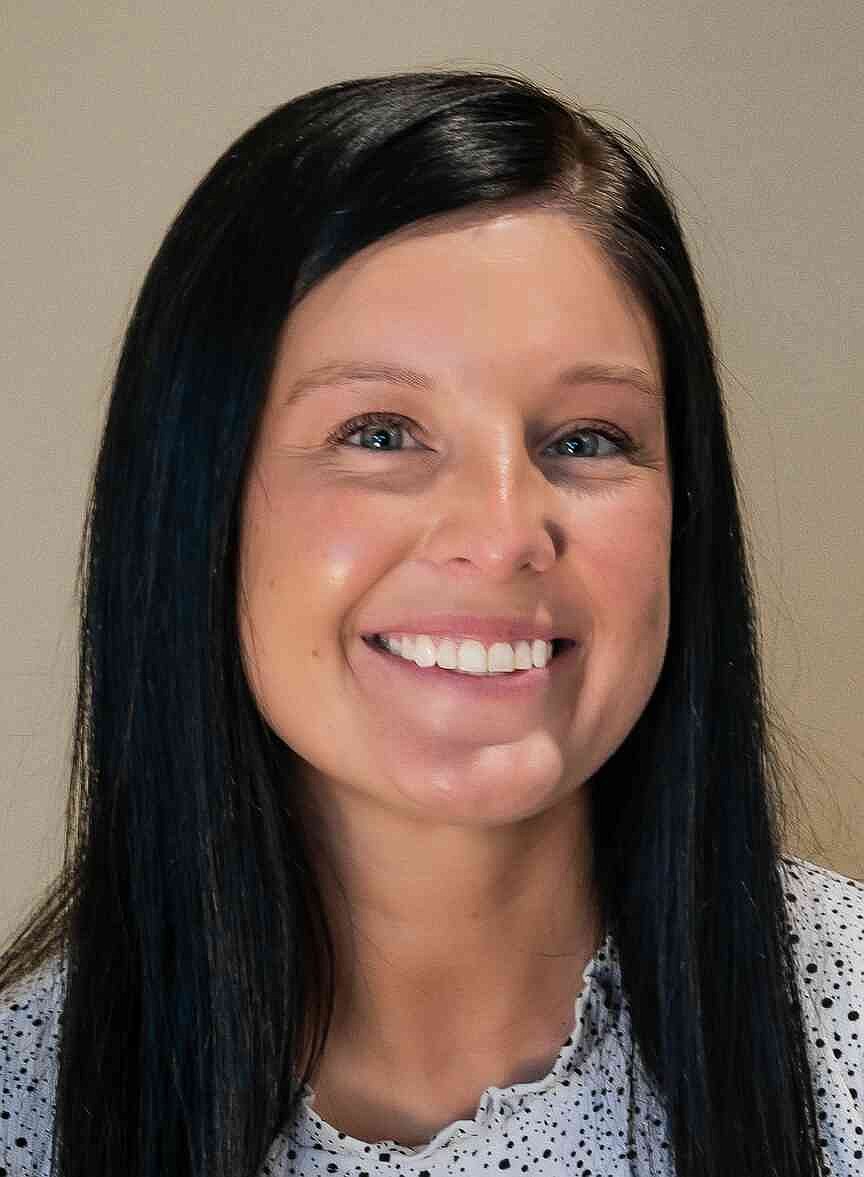 Keller joins Stone Bank as new teller | Pine Bluff Commercial News