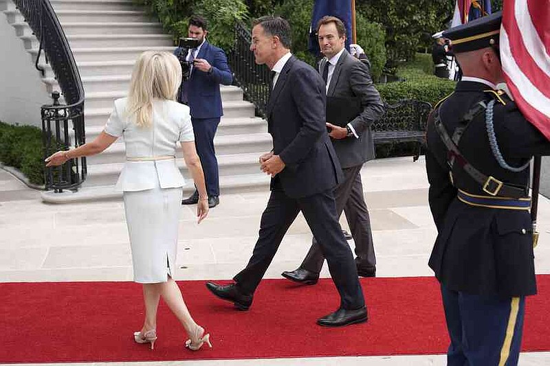 Zelenskyy, Trump express hope for trilateral talks with Putin to bring ...