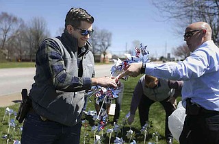 Former Bentonville detective accused of shooting, killing geese in ...