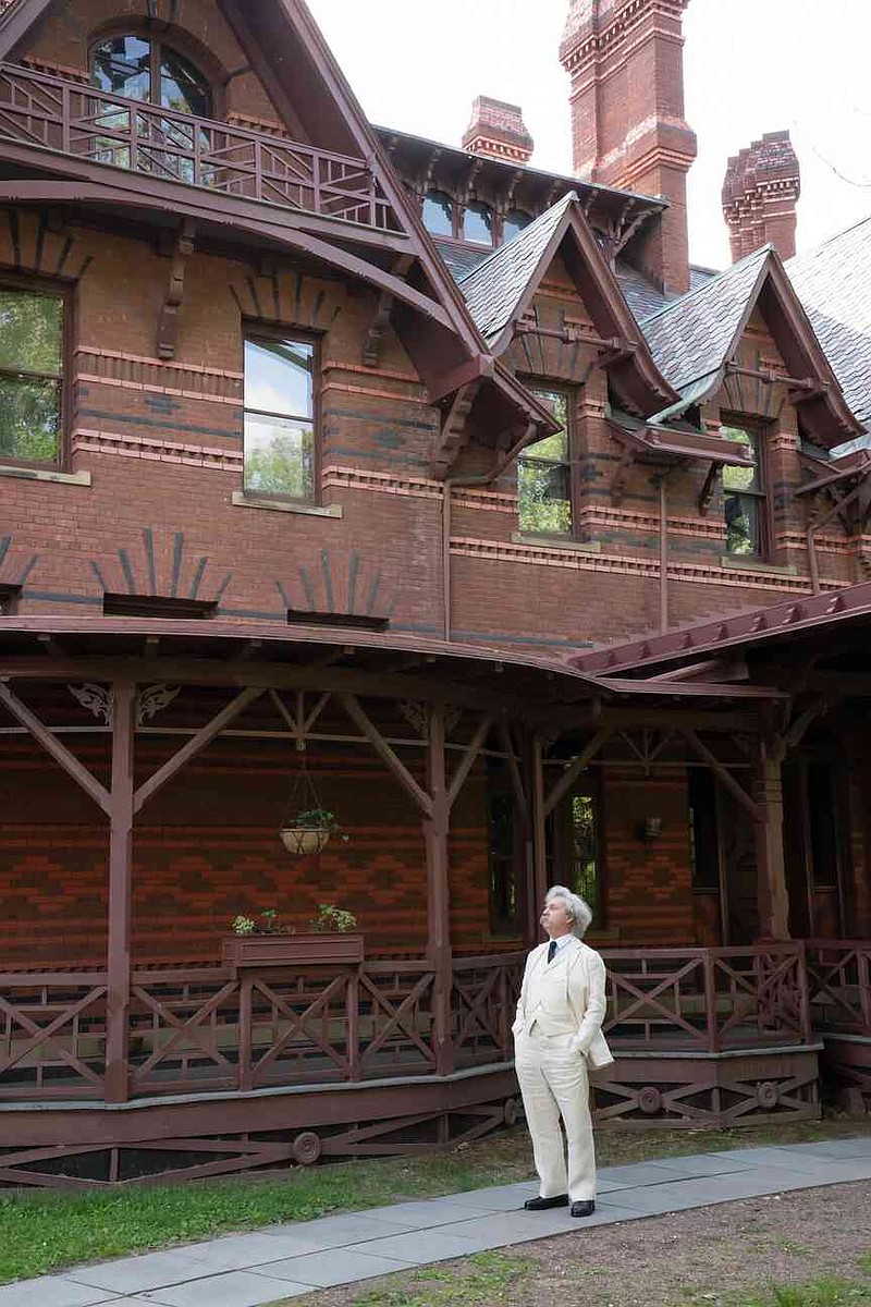 THEATER: Richard Thomas takes up late Hal Holbrook’s mantle in “Mark ...