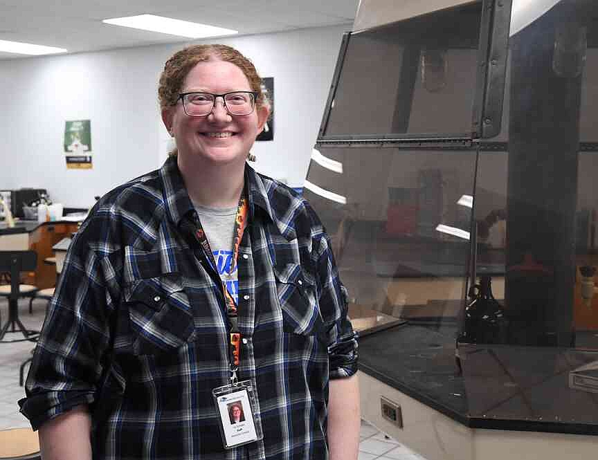 WATCH | Jessieville teacher presents at national physics conference in ...