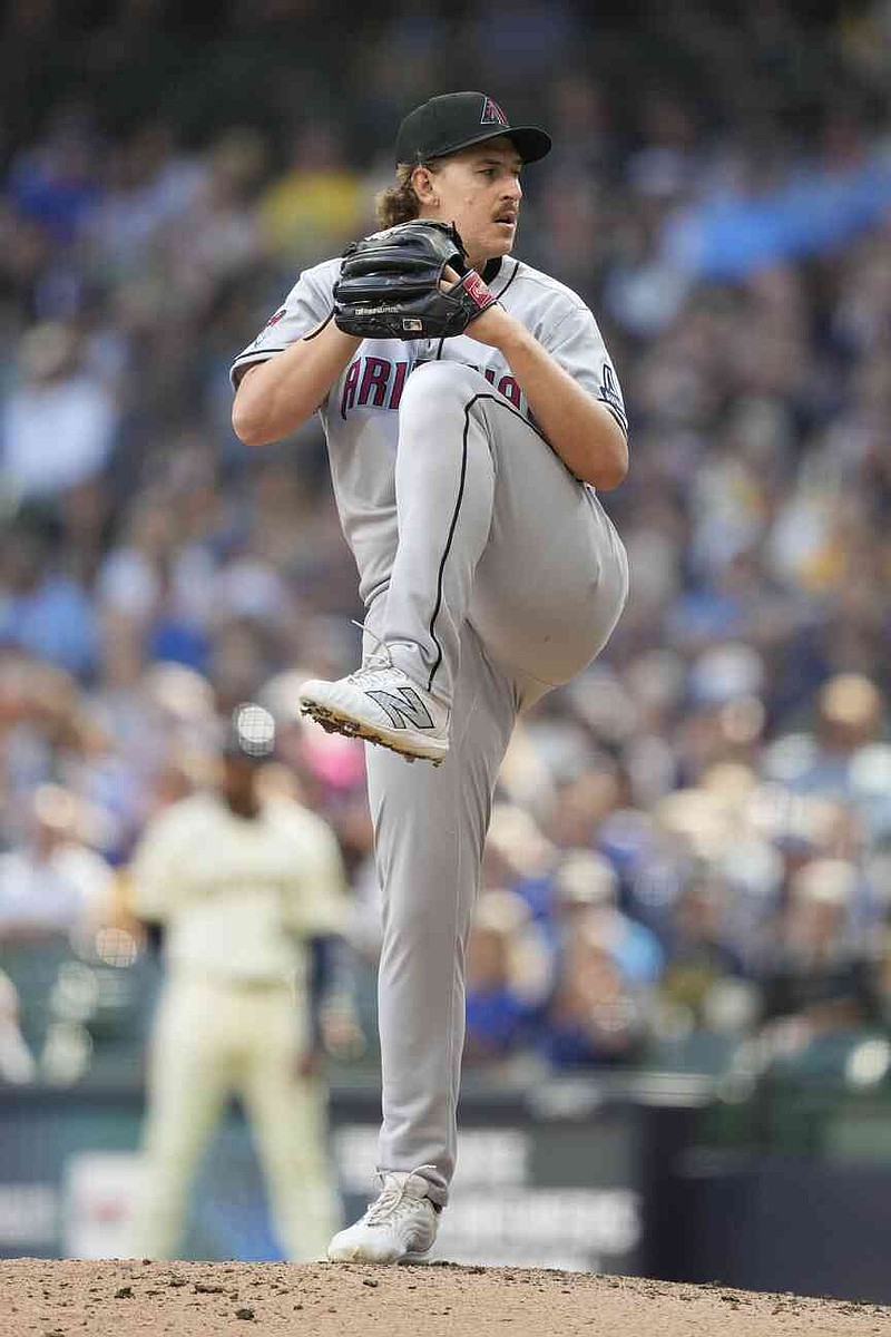 Diamondbacks reliever shines in long-awaited MLB debut | The Arkansas ...