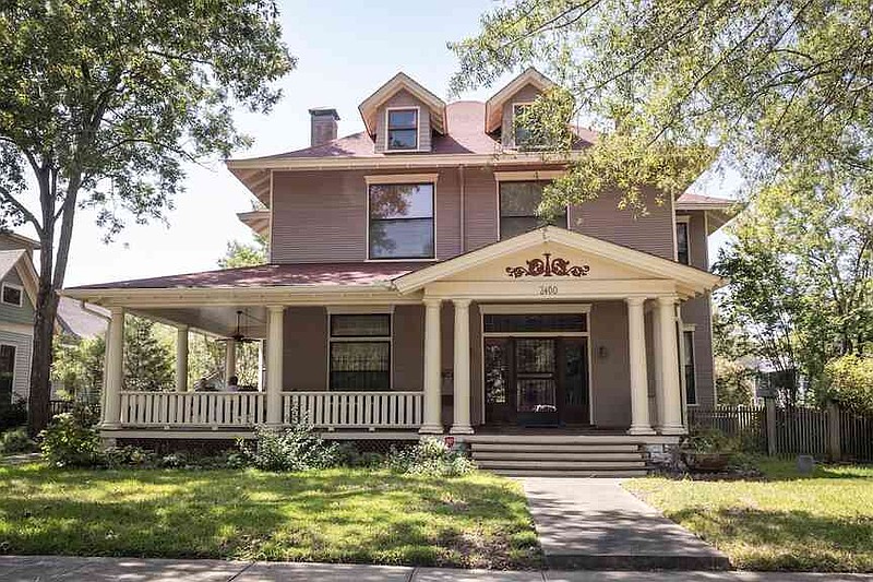 HIDDEN TREASURES: Photos reveal colorful past of three Gaines Street ...